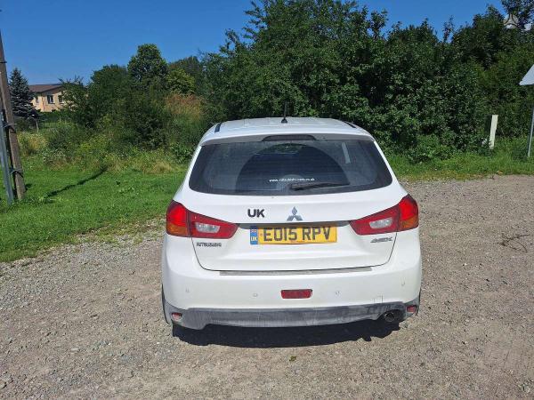 Balts Mitsubishi ASX 2016 Klaipėda, ar dzinēja tilpumu 1.60 L un nobraukumu 110 tūkst. km par 1850 €, foto 5 vietnē AUTOMOTO.COM.LV