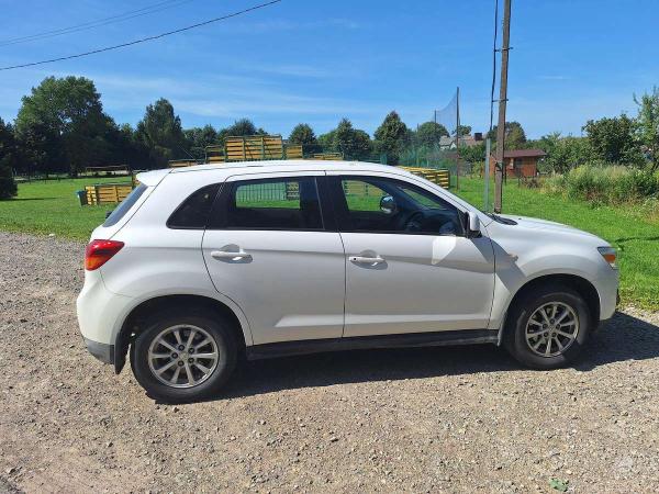 Balts Mitsubishi ASX 2016 Klaipėda, ar dzinēja tilpumu 1.60 L un nobraukumu 110 tūkst. km par 1850 €, foto 7 vietnē AUTOMOTO.COM.LV