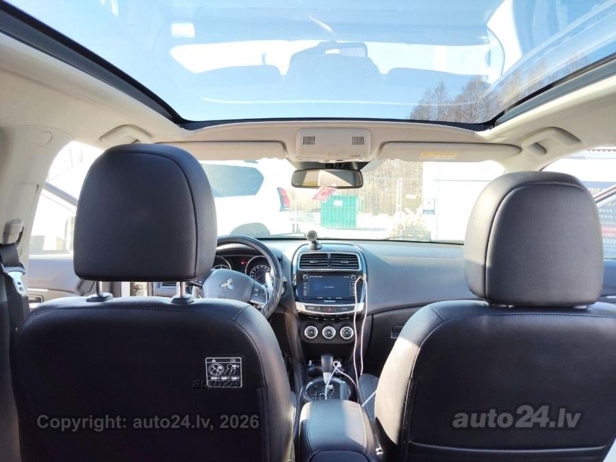 White Mitsubishi ASX 2016 in Tallinn, with an engine capacity of 2.30 L and mileage of 178 thousand km for 9999 €, photo 8 on AUTOMOTO.COM.LV