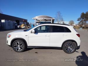 White Mitsubishi ASX 2016 in Tallinn, with an engine capacity of 2.30 L and mileage of 178 thousand km for 9999 €, photo 13 on AUTOMOTO.COM.LV