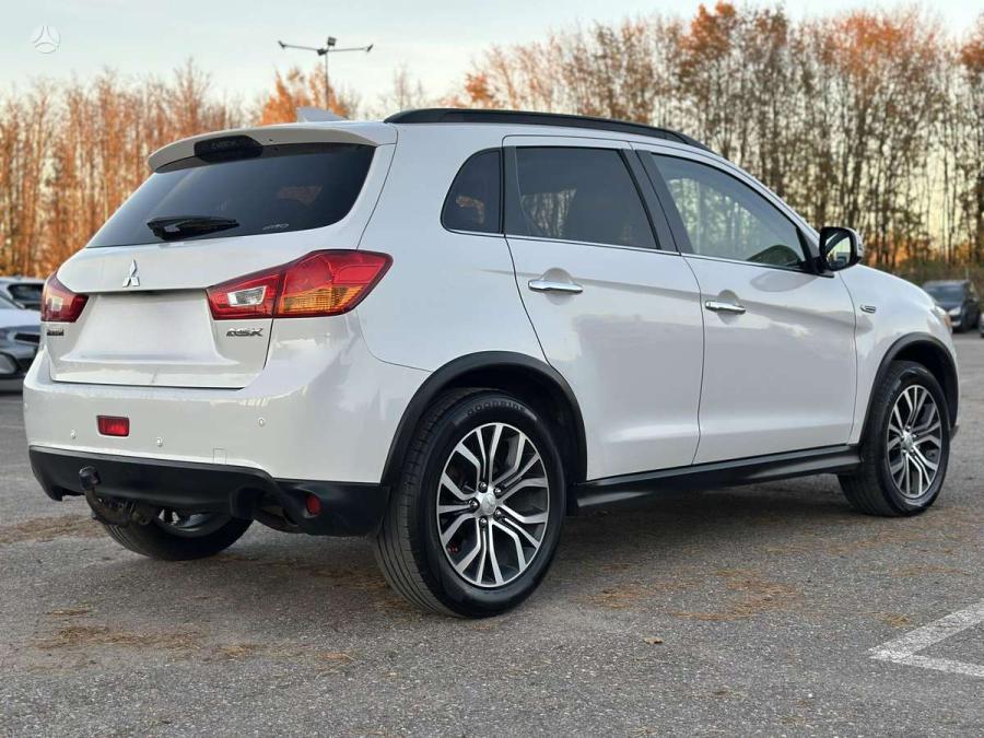 Balts Mitsubishi ASX 2017 Viļņa, ar dzinēja tilpumu 2.27 L un nobraukumu 308 tūkst. km par 6500 €, foto 5 vietnē AUTOMOTO.COM.LV
