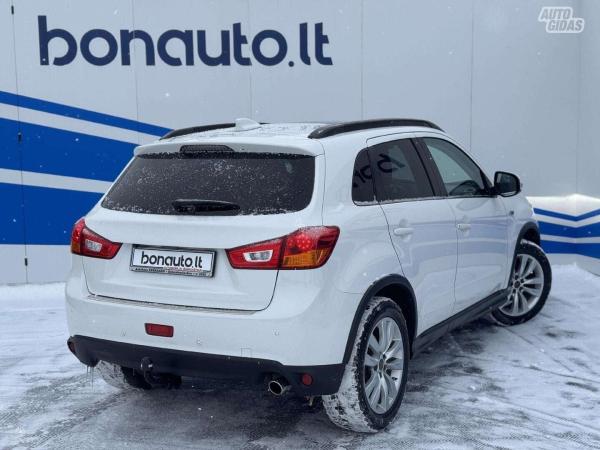 Balts Mitsubishi ASX 2017 Kauņa, ar dzinēja tilpumu 2.30 L un nobraukumu 151 tūkst. km par 9700 €, foto 3 vietnē AUTOMOTO.COM.LV