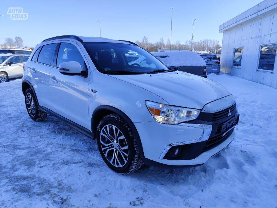 White Mitsubishi ASX 2017 in Utena, with an engine capacity of 2.30 L and mileage of 207 thousand km for 9850 €, photo 12 on AUTOMOTO.COM.LV