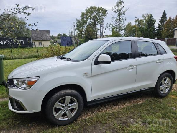 Balts Mitsubishi ASX 2019 Rīga, ar dzinēja tilpumu 1.60 L un nobraukumu 159 tūkst. km par 11000 €, foto 4 vietnē AUTOMOTO.COM.LV