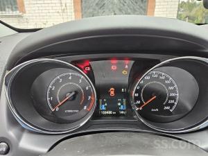 White Mitsubishi ASX 2019 in Riga, with an engine capacity of 1.60 L and mileage of 159 thousand km for 11000 €, photo 6 on AUTOMOTO.COM.LV