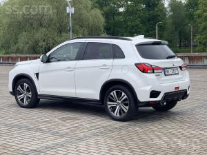 Balts Mitsubishi ASX 2021 Rīga, ar dzinēja tilpumu 2.00 L un nobraukumu 60 tūkst. km par 18950 €, foto 3 vietnē AUTOMOTO.COM.LV