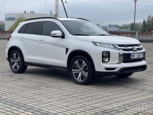 Balts Mitsubishi ASX 2021 Rīga, ar dzinēja tilpumu 2.00 L un nobraukumu 60 tūkst. km par 18950 €, foto 5 vietnē AUTOMOTO.COM.LV