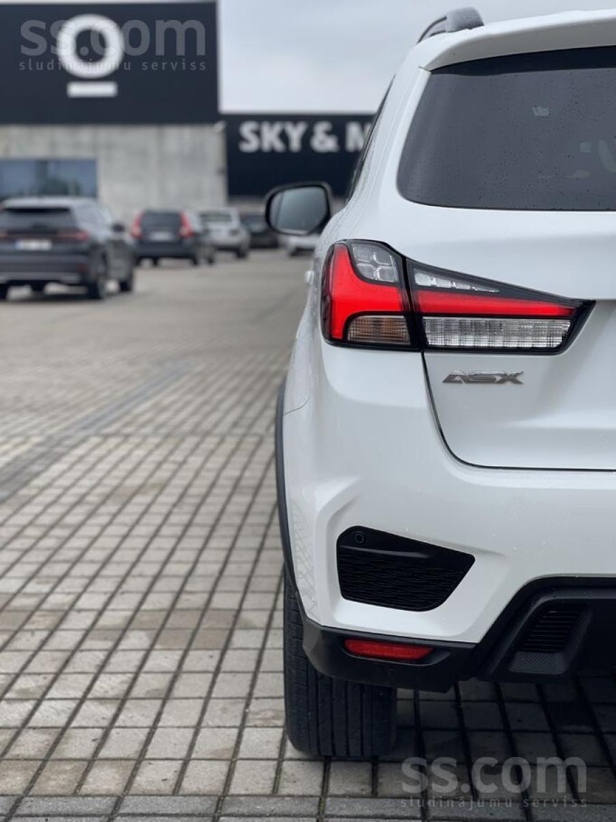 Balts Mitsubishi ASX 2021 Rīga, ar dzinēja tilpumu 2.00 L un nobraukumu 60 tūkst. km par 18950 €, foto 6 vietnē AUTOMOTO.COM.LV