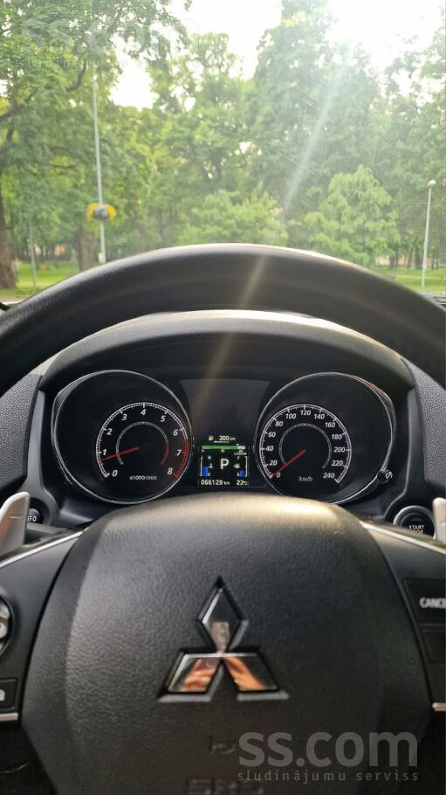 White Mitsubishi ASX 2021 in Riga, with an engine capacity of 2.00 L and mileage of 66 thousand km for 16300 €, photo 8 on AUTOMOTO.COM.LV