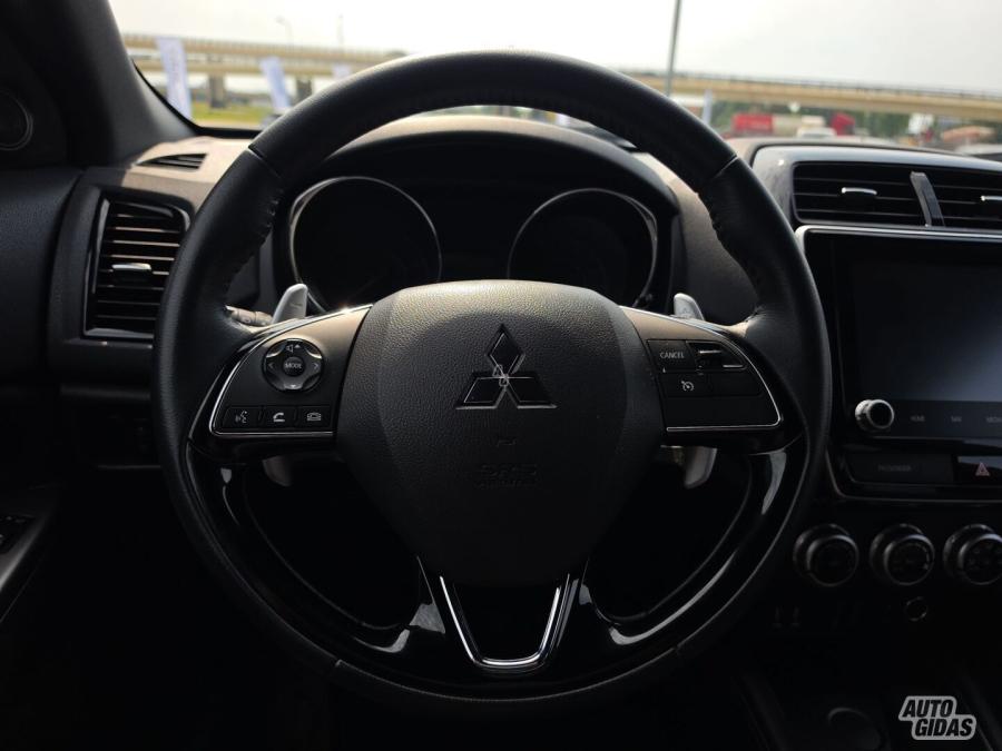 White Mitsubishi ASX 2021 in Klaipeda, with an engine capacity of 2.00 L and mileage of 63 thousand km for 18991 €, photo 16 on AUTOMOTO.COM.LV