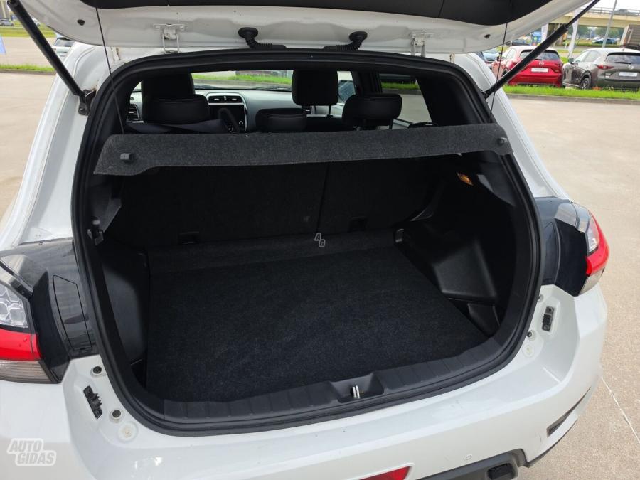 White Mitsubishi ASX 2021 in Klaipeda, with an engine capacity of 2.00 L and mileage of 63 thousand km for 18991 €, photo 29 on AUTOMOTO.COM.LV