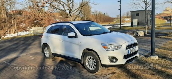 White Mitsubishi ASX 2014 in Rakvere, with an engine capacity of 1.60 L and mileage of 223 thousand km for 5500 €, photo 5 on AUTOMOTO.COM.LV