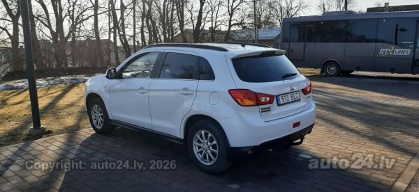 White Mitsubishi ASX 2014 in Rakvere, with an engine capacity of 1.60 L and mileage of 223 thousand km for 5500 €, photo 7 on AUTOMOTO.COM.LV