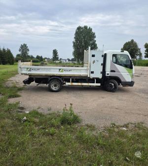 White Mitsubishi Canter 2009 in Taurage, with an engine capacity of 3.00 L and mileage of 224 thousand km for 9300 €, photo 6 on AUTOMOTO.COM.LV