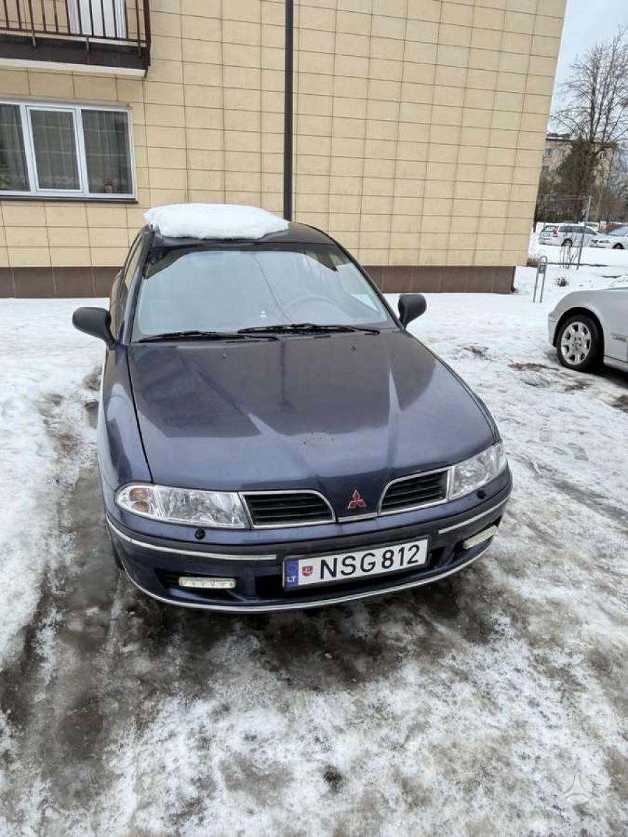 Blue Mitsubishi Carisma 2001 in Kaunas, with an engine capacity of 1.99 L and mileage of 225 thousand km for 799 €, photo 8 on AUTOMOTO.COM.LV