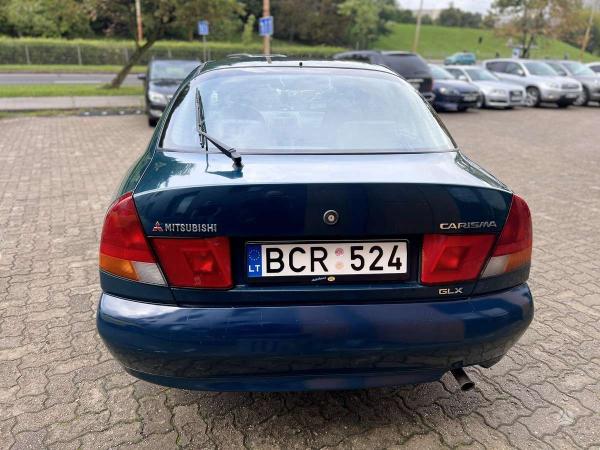 Green Mitsubishi Carisma 1998 in Vilnius, with an engine capacity of 1.60 L and mileage of 123 thousand km for 1290 €, photo 5 on AUTOMOTO.COM.LV