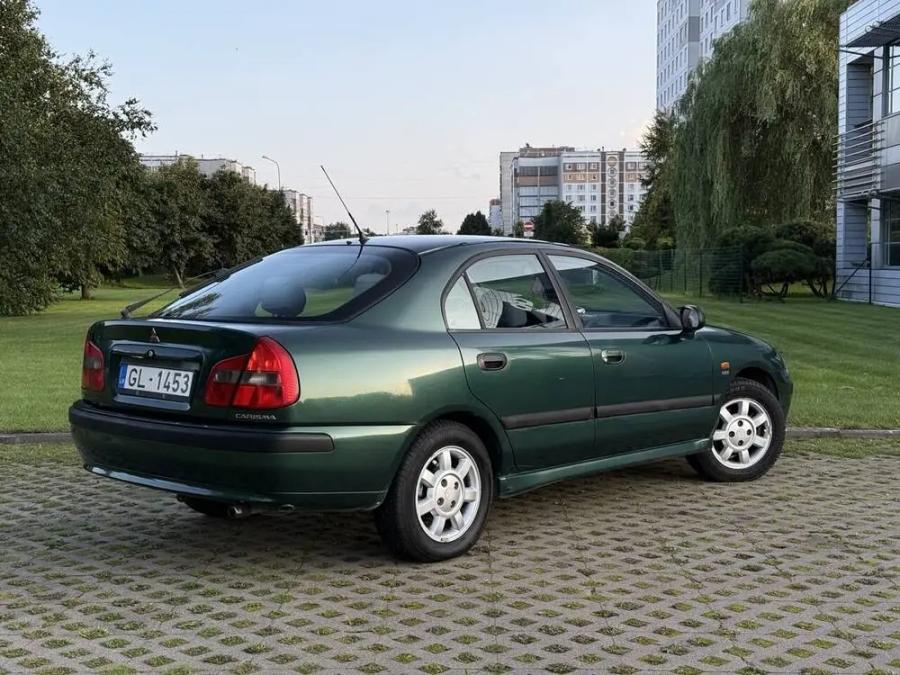 Зеленый Мицубиси Харизма 1999 в Рига, объемом двигателя 1.80 л и пробегом 259 тыс. км за 800 €, фото 6 на AUTOMOTO.COM.LV
