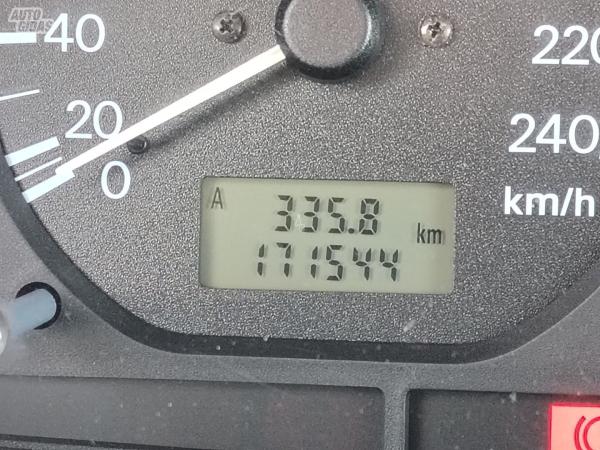 Pelēks Mitsubishi Carisma 2002 Radviliškis, ar dzinēja tilpumu 1.80 L un nobraukumu 172 tūkst. km par 600 €, foto 5 vietnē AUTOMOTO.COM.LV