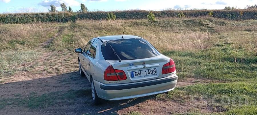 Grey Mitsubishi Carisma 1999 in Daugavpils, with an engine capacity of 1.90 L and mileage of 330 thousand km for 550 €, photo 4 on AUTOMOTO.COM.LV