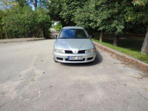 Pelēks Mitsubishi Carisma 2001 Šauļi, ar dzinēja tilpumu 1.90 L un nobraukumu 345 tūkst. km par 750 €, foto 4 vietnē AUTOMOTO.COM.LV