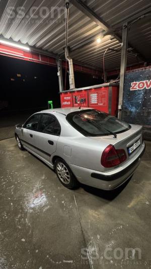 Pelēks Mitsubishi Carisma 2002 Ludza, ar dzinēja tilpumu 1.90 L un nobraukumu 378 tūkst. km par 900 €, foto 3 vietnē AUTOMOTO.COM.LV