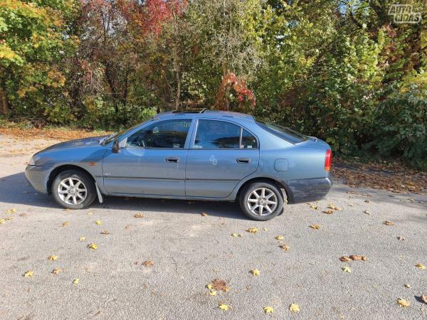 Mitsubishi Carisma 1997 in Vilnius, with an engine capacity of 1.60 L and mileage of 162 thousand km for 900 €, photo 3 on AUTOMOTO.COM.LV