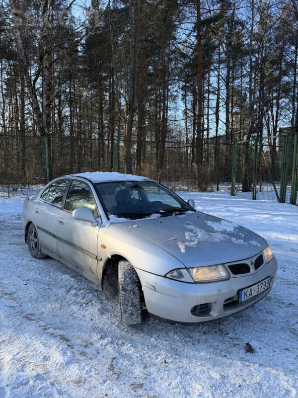 Mitsubishi Carisma 1998 Rīga, ar dzinēja tilpumu 1.80 L un nobraukumu 228 tūkst. km par 780 €, foto 1 vietnē AUTOMOTO.COM.LV