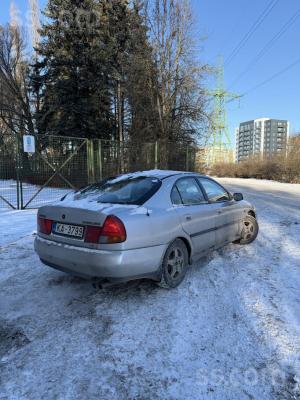 Mitsubishi Carisma 1998 Rīga, ar dzinēja tilpumu 1.80 L un nobraukumu 228 tūkst. km par 780 €, foto 3 vietnē AUTOMOTO.COM.LV