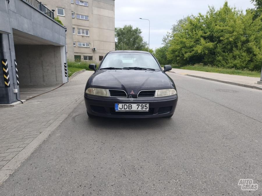 Mitsubishi Carisma 2001 Viļņa, ar dzinēja tilpumu 1.90 L un nobraukumu 139 tūkst. km par 650 €, foto 3 vietnē AUTOMOTO.COM.LV