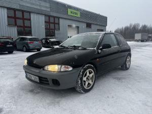 Melns Mitsubishi Colt 1993 Panevēža, ar dzinēja tilpumu 1.60 L un nobraukumu 300 tūkst. km par 650 €, foto  vietnē AUTOMOTO.COM.LV