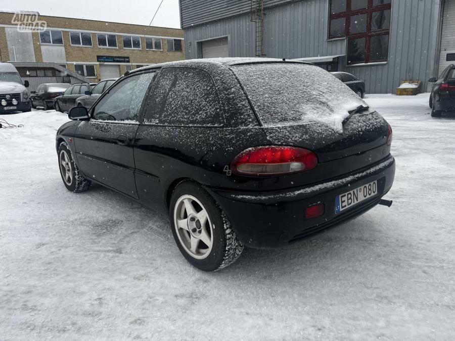 Melns Mitsubishi Colt 1993 Panevēža, ar dzinēja tilpumu 1.60 L un nobraukumu 300 tūkst. km par 650 €, foto 4 vietnē AUTOMOTO.COM.LV