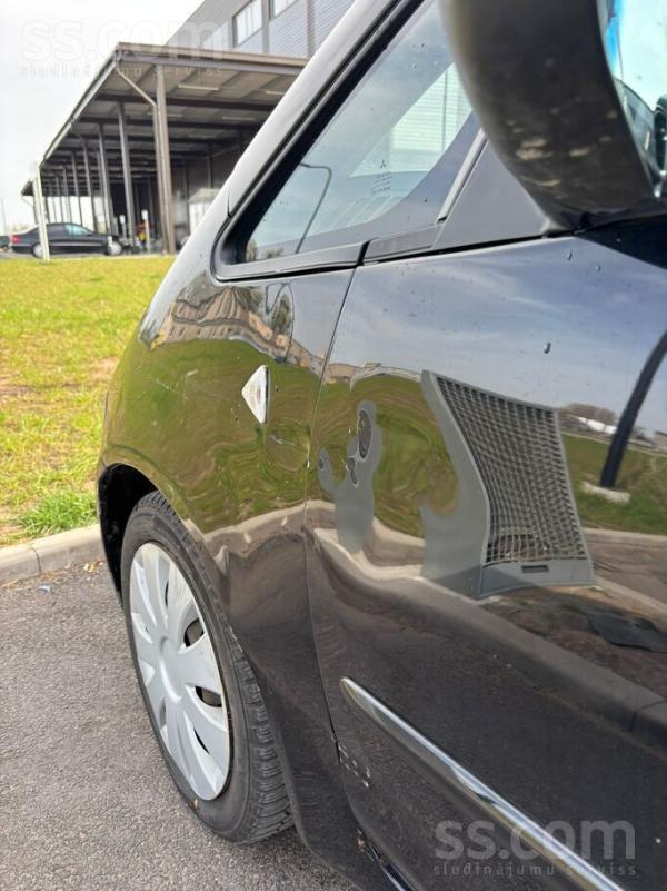 Melns Mitsubishi Colt 2006 Liepāja, ar dzinēja tilpumu 1.30 L un nobraukumu 257 tūkst. km par 850 €, foto 9 vietnē AUTOMOTO.COM.LV
