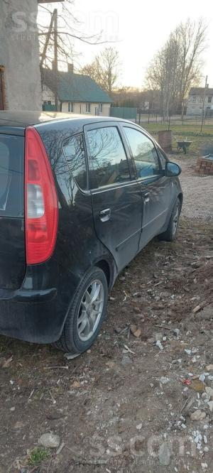 Melns Mitsubishi Colt 2006 Ventspils, ar dzinēja tilpumu 1.30 L un nobraukumu 267 tūkst. km par 1100 €, foto 5 vietnē AUTOMOTO.COM.LV