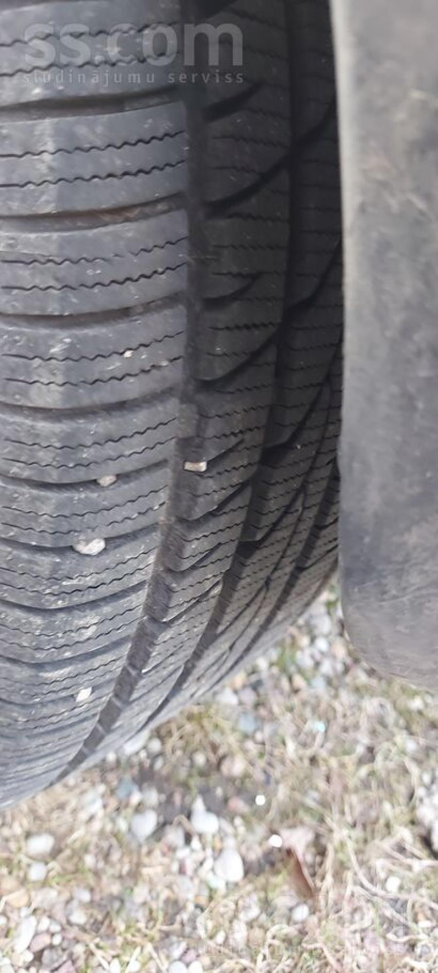 Melns Mitsubishi Colt 2006 Ventspils, ar dzinēja tilpumu 1.30 L un nobraukumu 267 tūkst. km par 1100 €, foto 7 vietnē AUTOMOTO.COM.LV