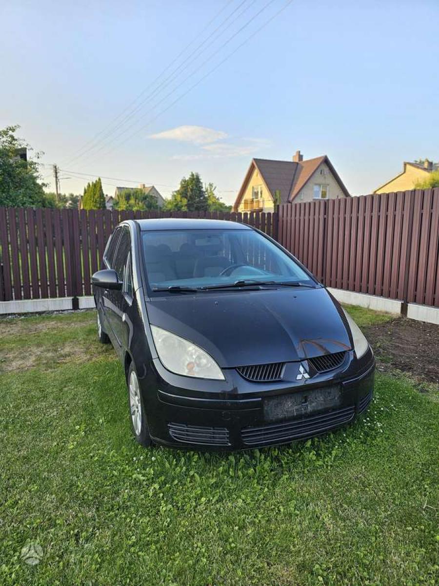 Melns Mitsubishi Colt 2006 Kretinga, ar dzinēja tilpumu 1.49 L un nobraukumu 221 tūkst. km par 800 €, foto 1 vietnē AUTOMOTO.COM.LV