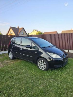 Melns Mitsubishi Colt 2006 Kretinga, ar dzinēja tilpumu 1.49 L un nobraukumu 221 tūkst. km par 800 €, foto 3 vietnē AUTOMOTO.COM.LV