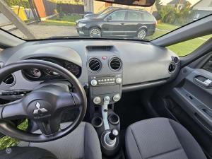 Melns Mitsubishi Colt 2006 Kretinga, ar dzinēja tilpumu 1.49 L un nobraukumu 221 tūkst. km par 800 €, foto 6 vietnē AUTOMOTO.COM.LV