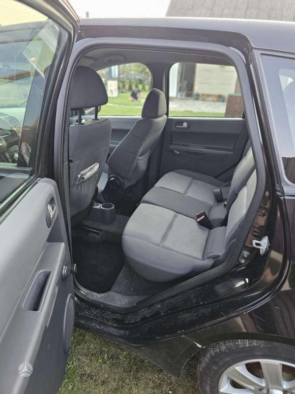 Melns Mitsubishi Colt 2006 Kretinga, ar dzinēja tilpumu 1.49 L un nobraukumu 221 tūkst. km par 800 €, foto 8 vietnē AUTOMOTO.COM.LV