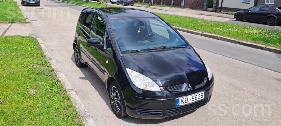 Melns Mitsubishi Colt 2007 Rīga, ar dzinēja tilpumu 1.30 L un nobraukumu 192 tūkst. km par 800 €, foto 3 vietnē AUTOMOTO.COM.LV