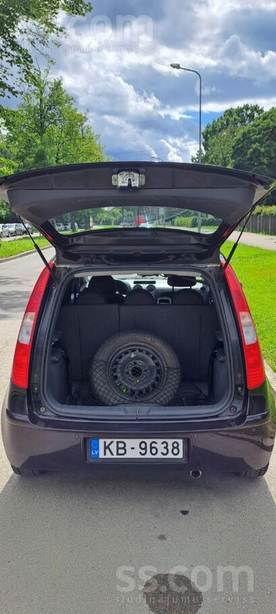 Melns Mitsubishi Colt 2007 Rīga, ar dzinēja tilpumu 1.30 L un nobraukumu 192 tūkst. km par 800 €, foto 9 vietnē AUTOMOTO.COM.LV