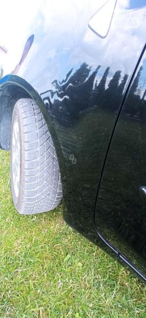 Melns Mitsubishi Colt 2007 Marijampole, ar dzinēja tilpumu 1.40 L un nobraukumu 102 tūkst. km par 1100 €, foto 16 vietnē AUTOMOTO.COM.LV