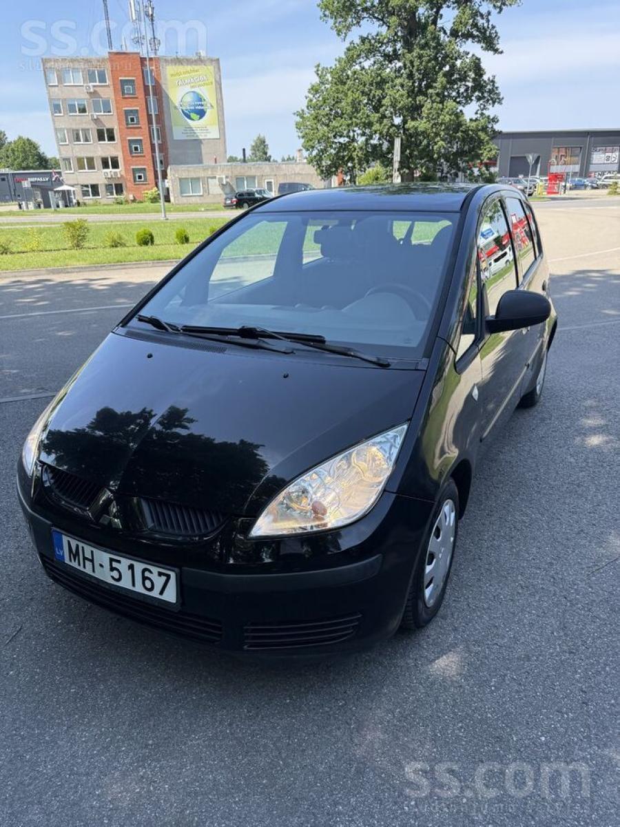 Melns Mitsubishi Colt 2007 Jelgava, ar dzinēja tilpumu 1.10 L un nobraukumu 153 tūkst. km par 800 €, foto 1 vietnē AUTOMOTO.COM.LV