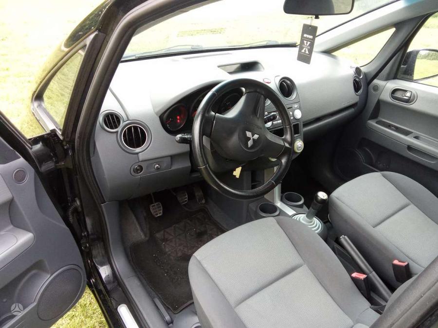 Melns Mitsubishi Colt 2007 Kėdainiai, ar dzinēja tilpumu 1.33 L un nobraukumu 139 tūkst. km par 1200 €, foto 6 vietnē AUTOMOTO.COM.LV