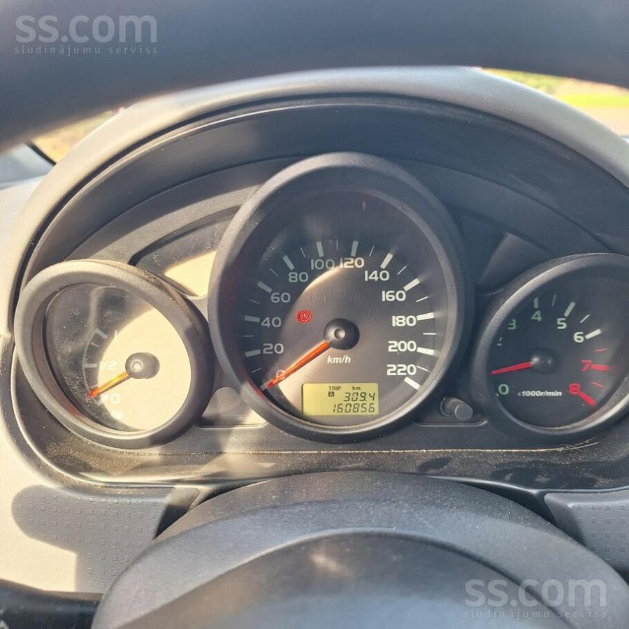 Black Mitsubishi Colt 2007 in Riga, with an engine capacity of 1.30 L and mileage of 161 thousand km for 1200 €, photo 3 on AUTOMOTO.COM.LV