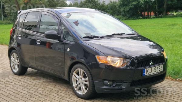 Black Mitsubishi Colt 2008 in Riga, with an engine capacity of 1.30 L and mileage of 0 thousand km for 1750 €, photo 4 on AUTOMOTO.COM.LV