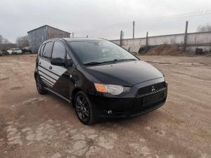 Melns Mitsubishi Colt 2010 Vilkaviškis, ar dzinēja tilpumu 1.33 L un nobraukumu 158 tūkst. km par 2100 €, foto  vietnē AUTOMOTO.COM.LV