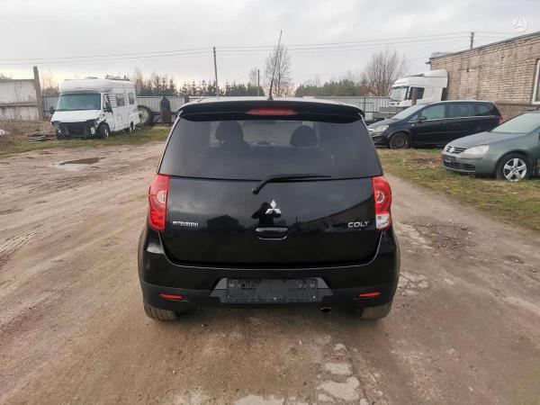 Melns Mitsubishi Colt 2010 Vilkaviškis, ar dzinēja tilpumu 1.33 L un nobraukumu 158 tūkst. km par 2100 €, foto 4 vietnē AUTOMOTO.COM.LV