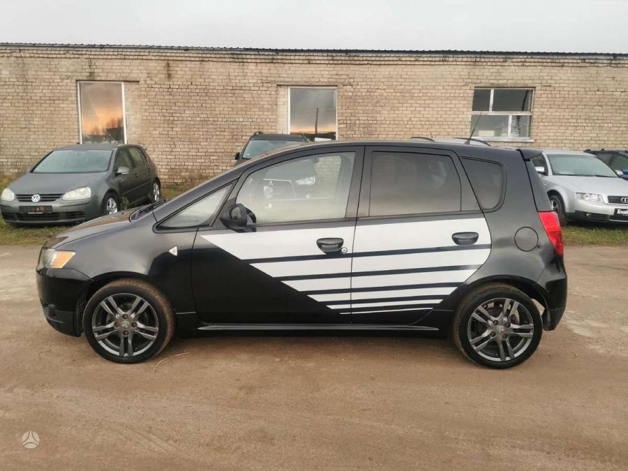 Black Mitsubishi Colt 2010 in Vilkaviskis, with an engine capacity of 1.33 L and mileage of 158 thousand km for 2100 €, photo 6 on AUTOMOTO.COM.LV