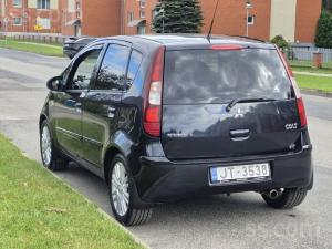 Black Mitsubishi Colt 2011 in Riga, with an engine capacity of 1.50 L and mileage of 206 thousand km for 2700 €, photo 7 on AUTOMOTO.COM.LV