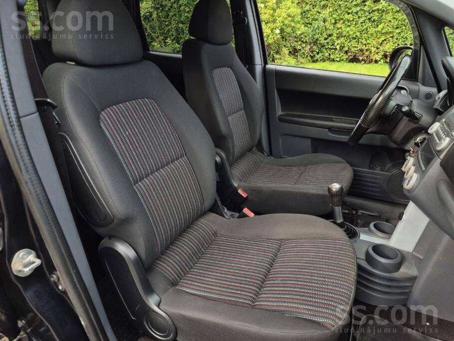 Black Mitsubishi Colt 2011 in Riga, with an engine capacity of 1.50 L and mileage of 206 thousand km for 2700 €, photo 10 on AUTOMOTO.COM.LV